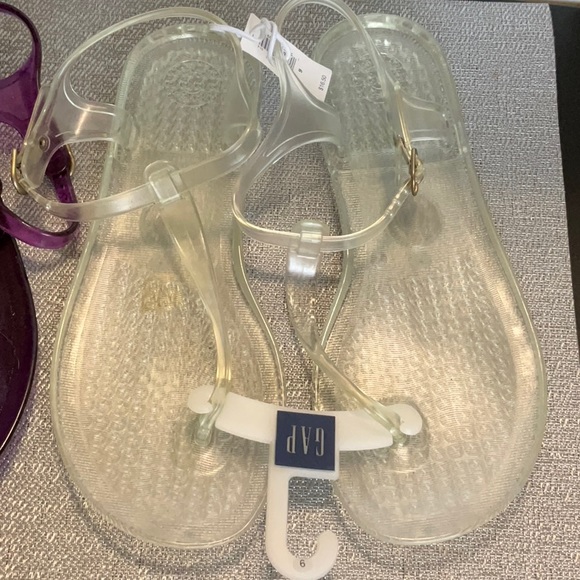 Shoes | Must Bundle Gap Rubber Sandals | Poshmark